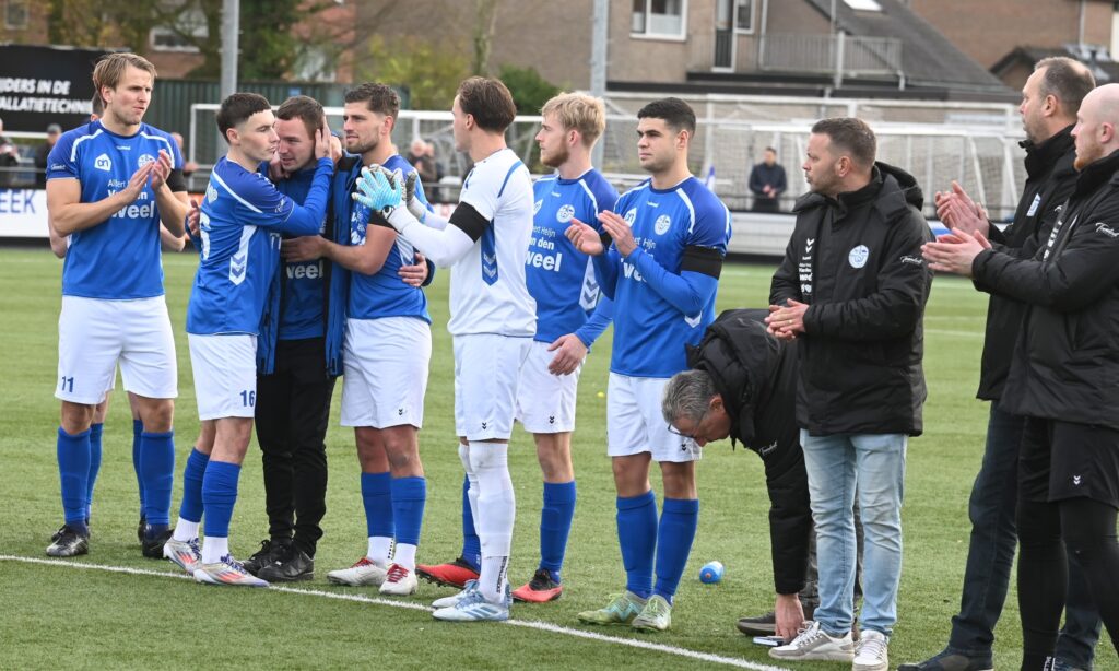 Indrukwekkend eerbetoon RIP Lars – Veensche Boys