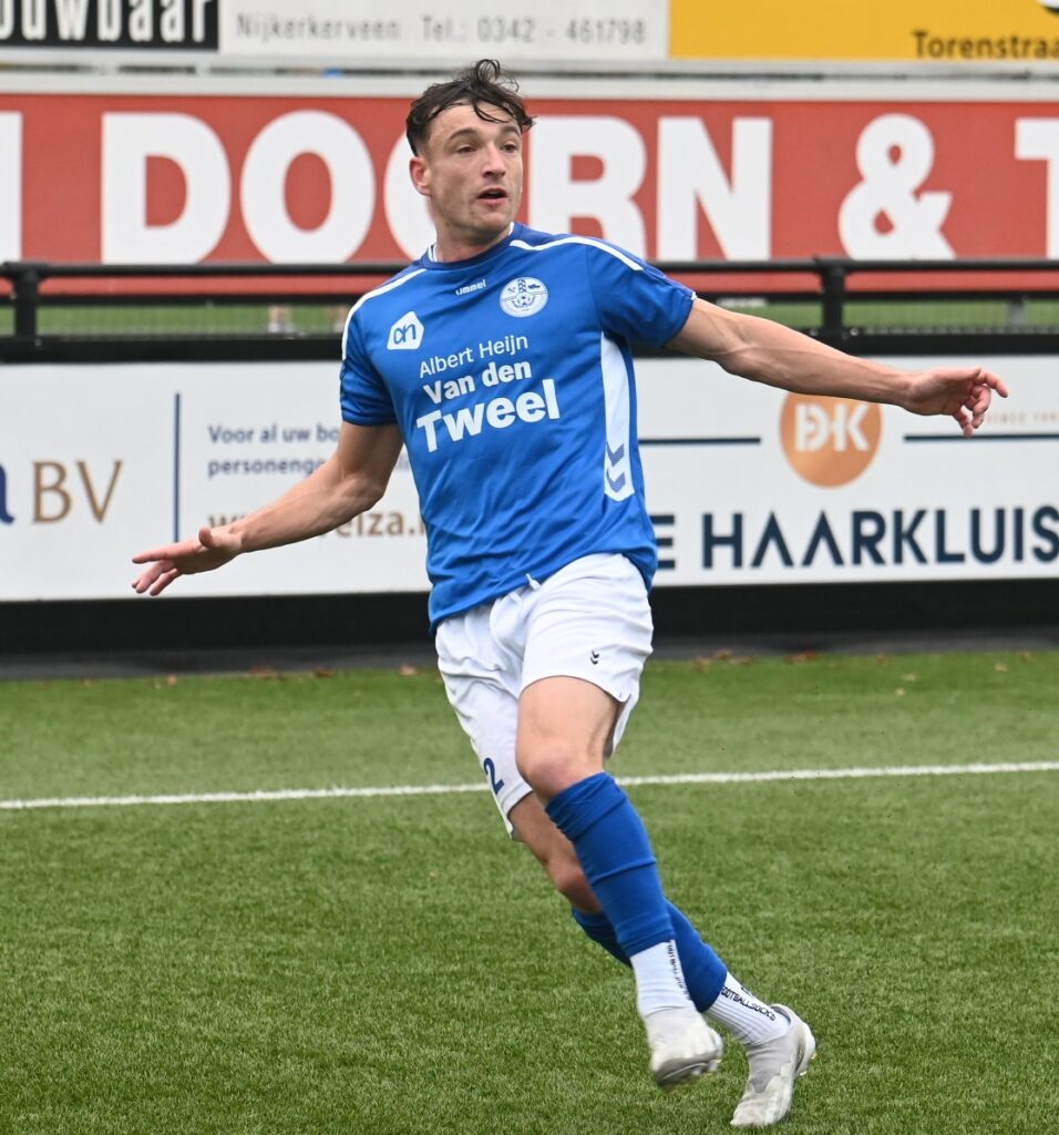 Veensche Boys verliest in laatste minuut van DTS’35 – Veensche Boys